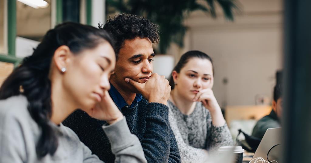 Professional Communication Skills: Keeping Your Audience Interested ...